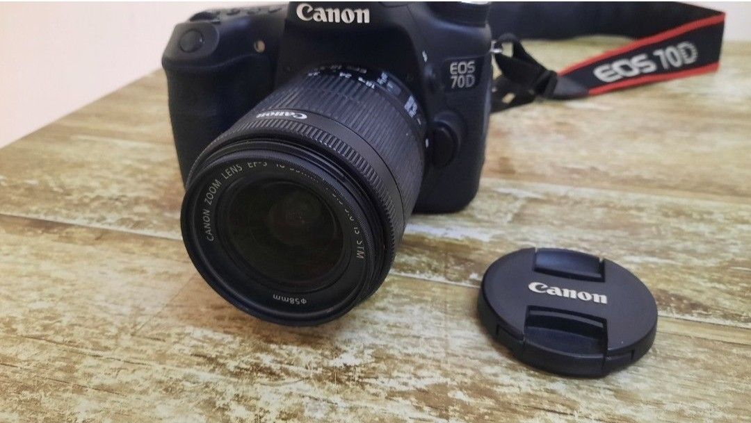 Canon 70D DSLR Camera, Photography, Cameras on Carousell