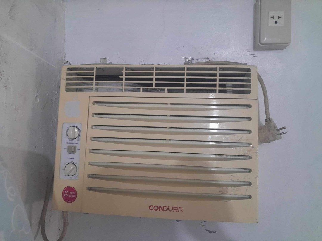 Condura 1hp window type aircon, TV & Home Appliances, Air Conditioning ...