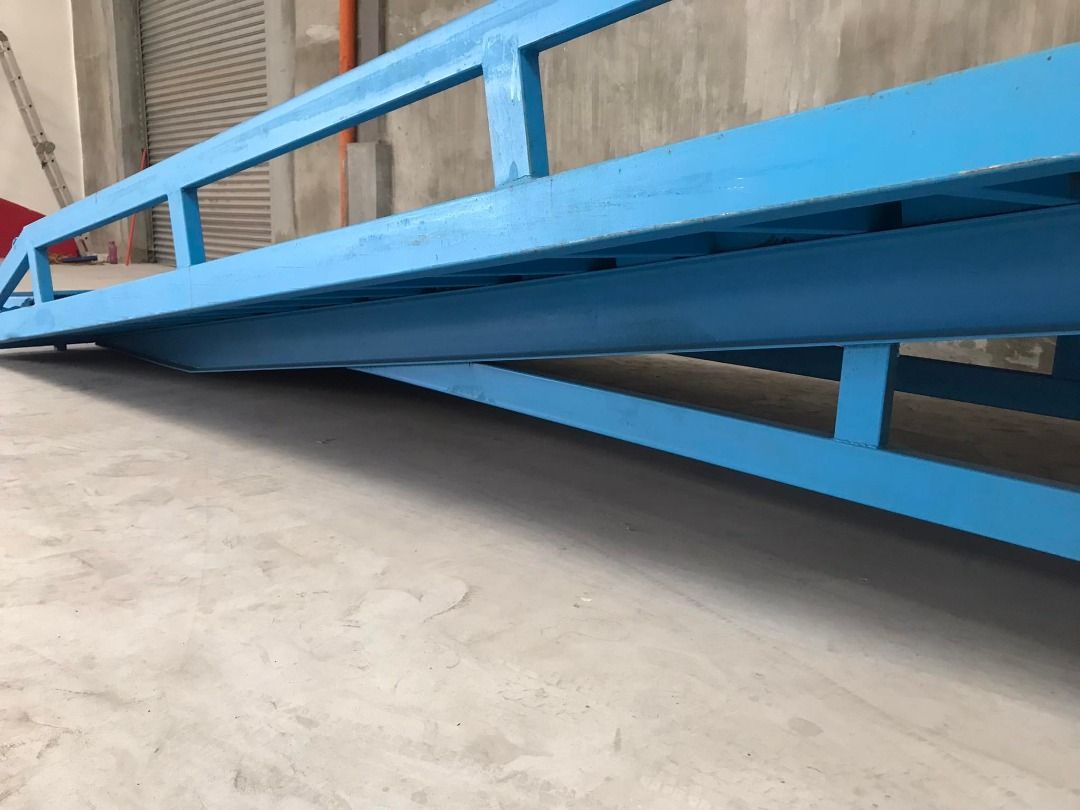 FORKLIFT ADJUSTABLE RAMP LOADING 12T CAPACITY, Commercial & Industrial ...