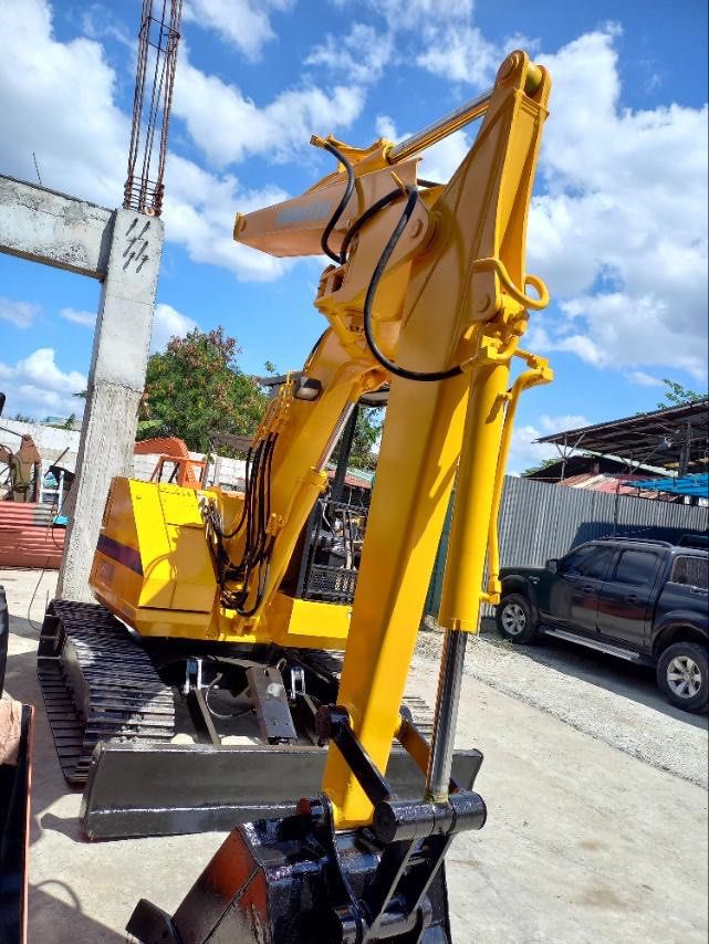 Komatsu PC50uu avance backhoe excavator crawler, Special Vehicles ...