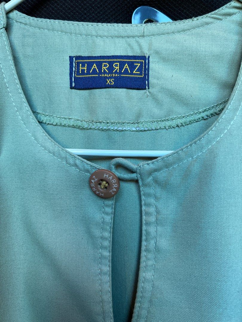 Kurta Harraz Dusty Green, Men's Fashion, Tops & Sets, Formal Shirts on ...
