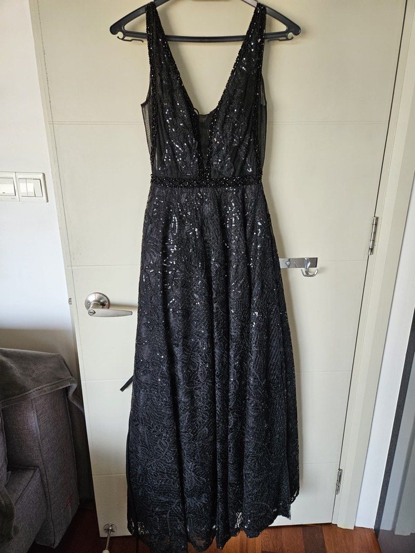 Little black dress, Women's Fashion, Dresses & Sets, Evening Dresses ...