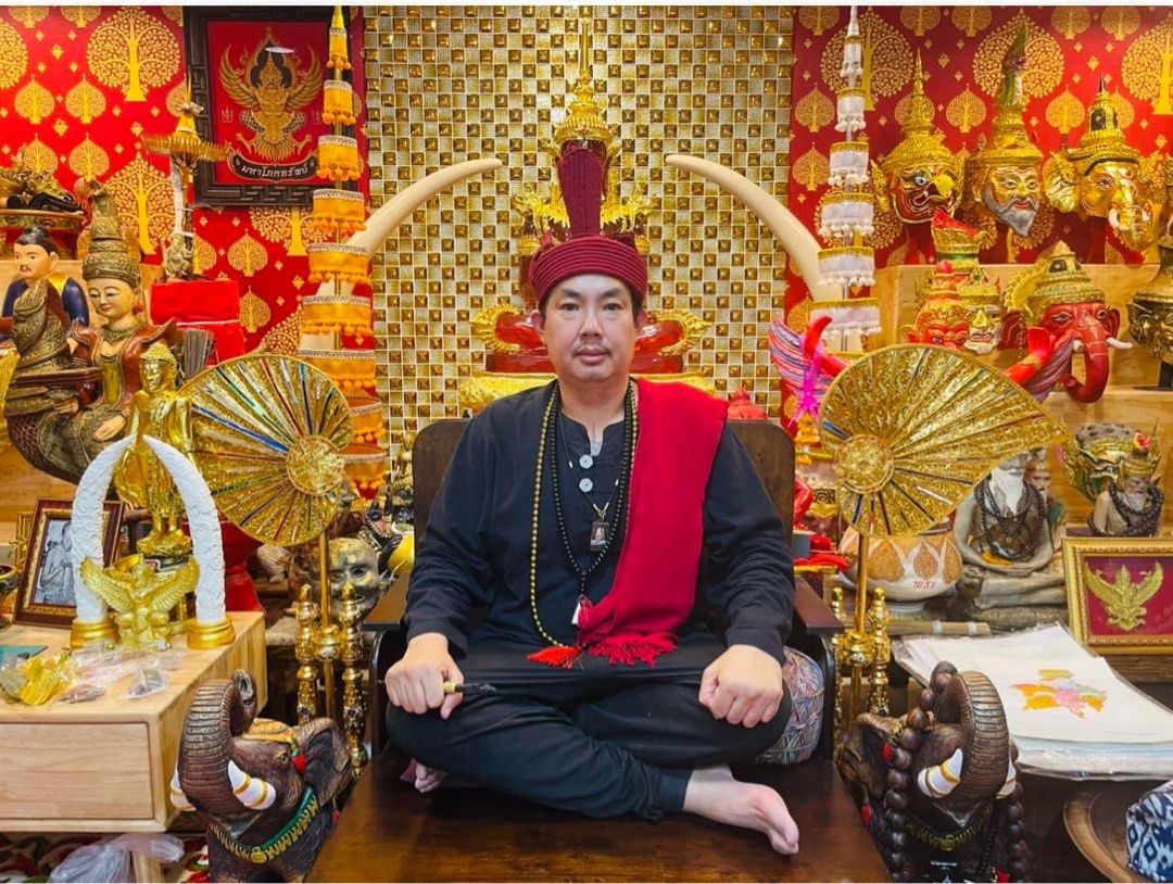 Mae Saraswati, Goddess of the Universe, Arjan Natt Khumruenthong ...