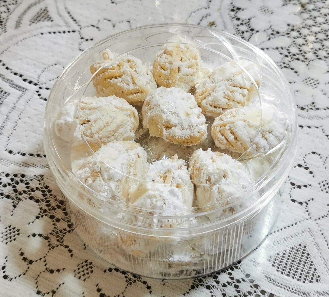 MAKMUR COOKIES | KUEH MAKMUR, Food & Drinks, Homemade Bakes on Carousell