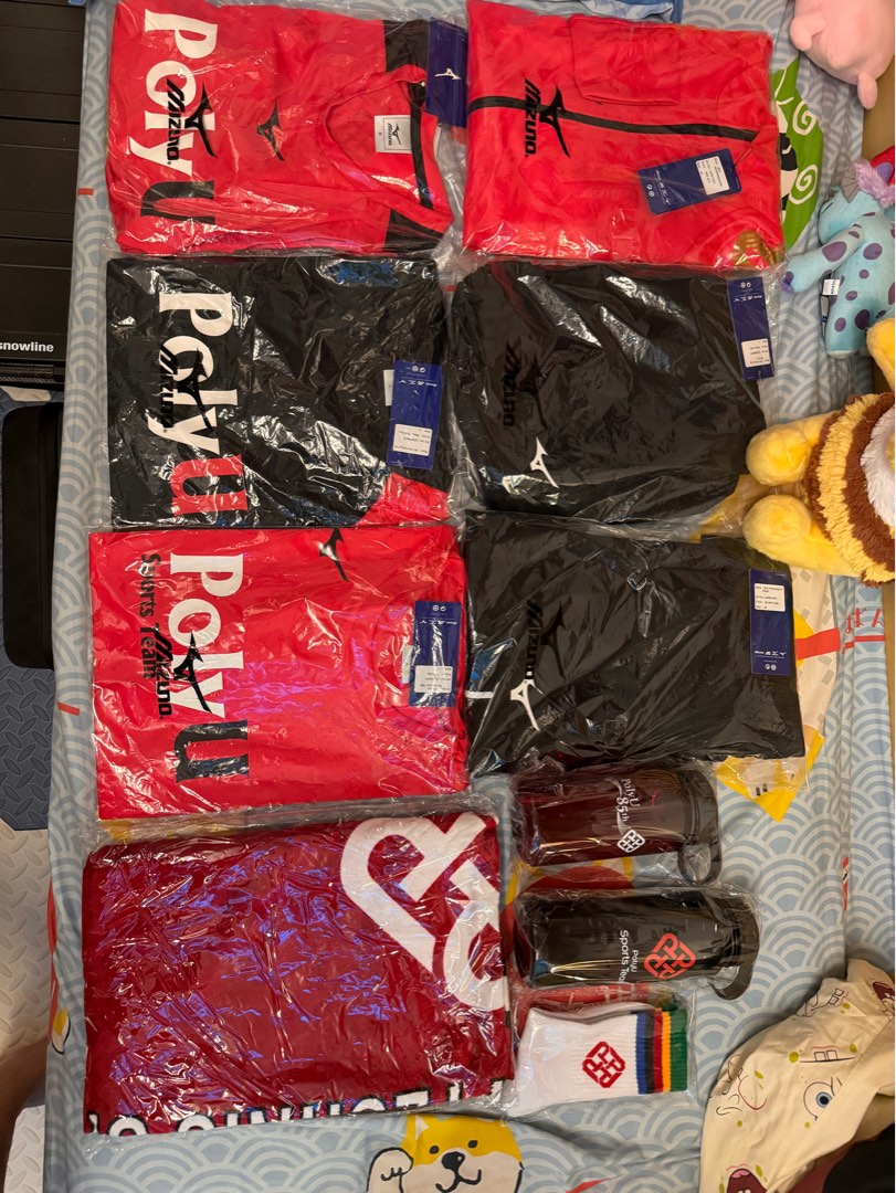PolyU sport team, 男裝, 上身及套裝, T-shirt、恤衫、有領衫 - Carousell