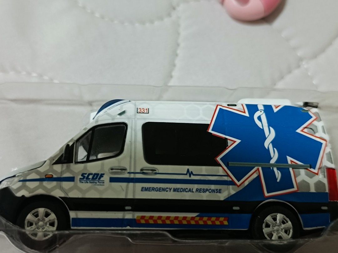 SCDF Ambulance Mercedes Sprinter Scale 1/64, Hobbies & Toys, Toys ...