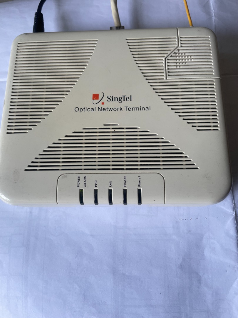 Singtel Fiber Broadband Modem T063G, Computers & Tech, Parts ...