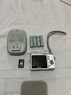 SONY CYBERSHOT T99d GOLD DIGICAM (EXTREMELY RARE), Photography, Cameras ...