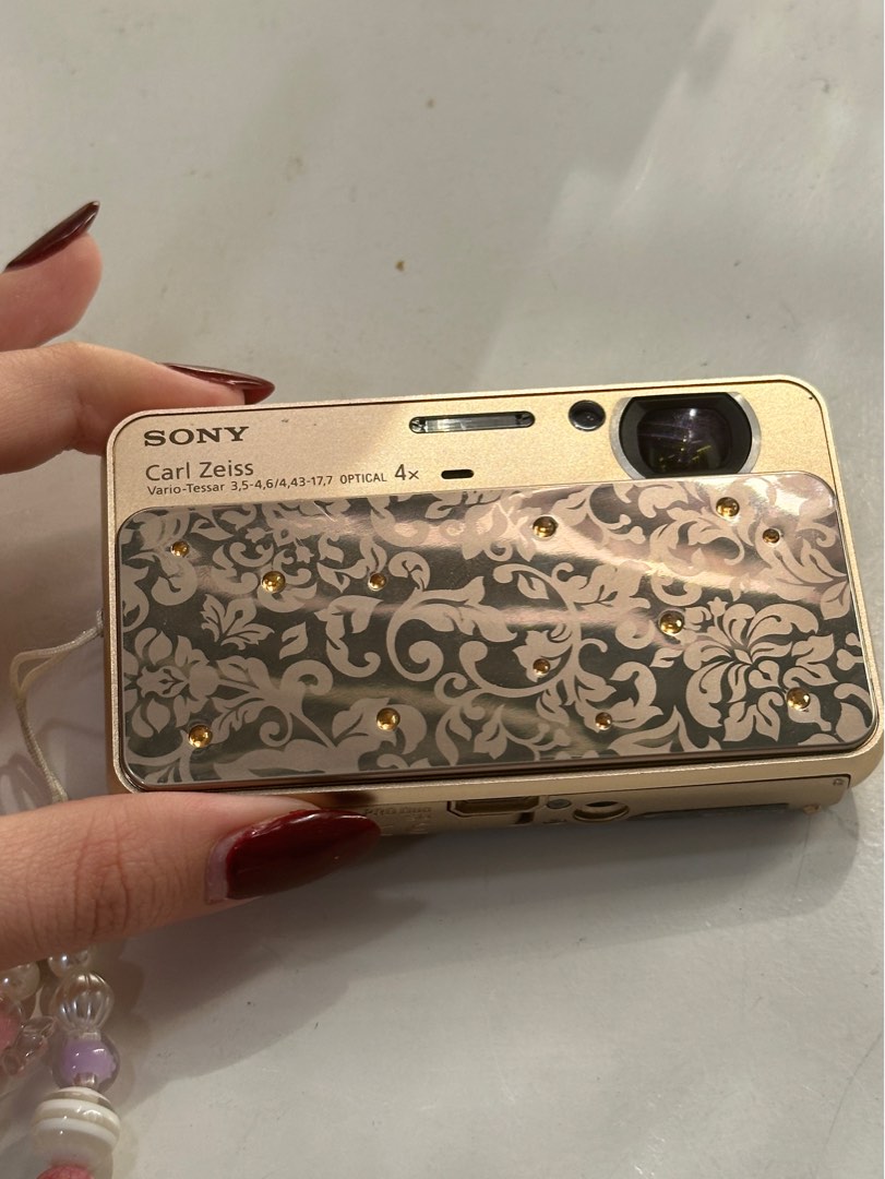 SONY CYBERSHOT T99d GOLD DIGICAM (EXTREMELY RARE), Photography, Cameras ...