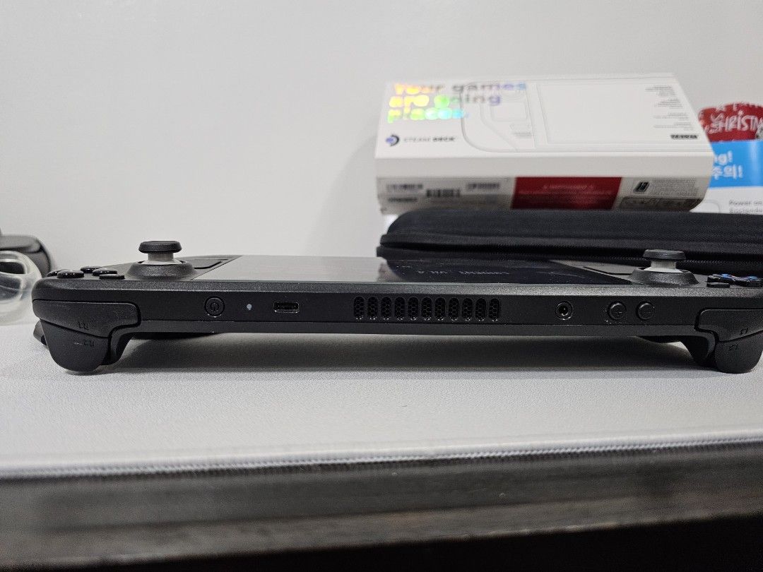 Steam Deck Bundle, Video Gaming, Video Game Consoles, Others on Carousell