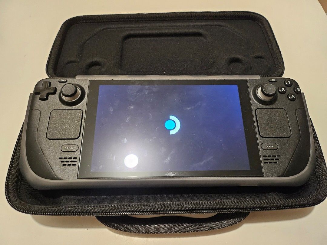 SteamDeck LCD + R35S + NYKO controller, Hobbies & Toys, Toys & Games on ...