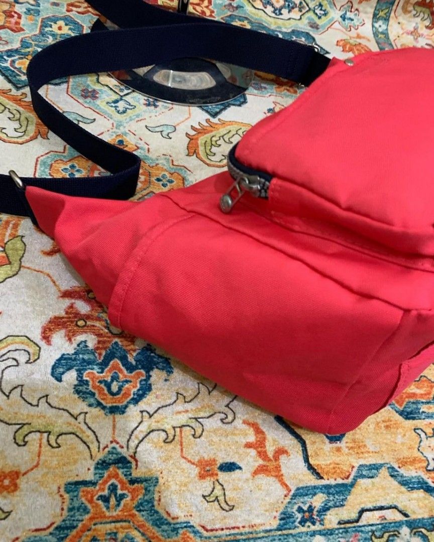 Adidas Sling 1953, Fesyen Pria, Tas & Dompet , Tas Selempang di Carousell