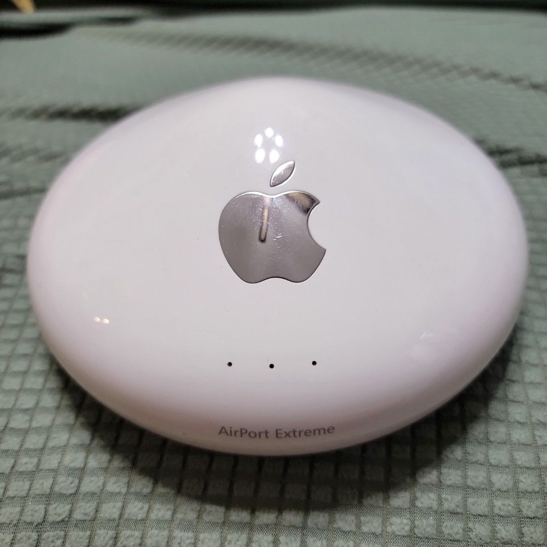 AirPort Extreme Base Station Router, 電腦＆科技, 電腦周邊及配件, 其他 - Carousell