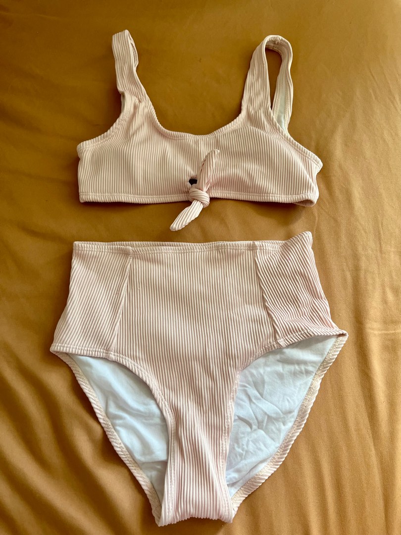 Barely used swimsuits, Women's Fashion, Swimwear, Bikinis & Swimsuits ...
