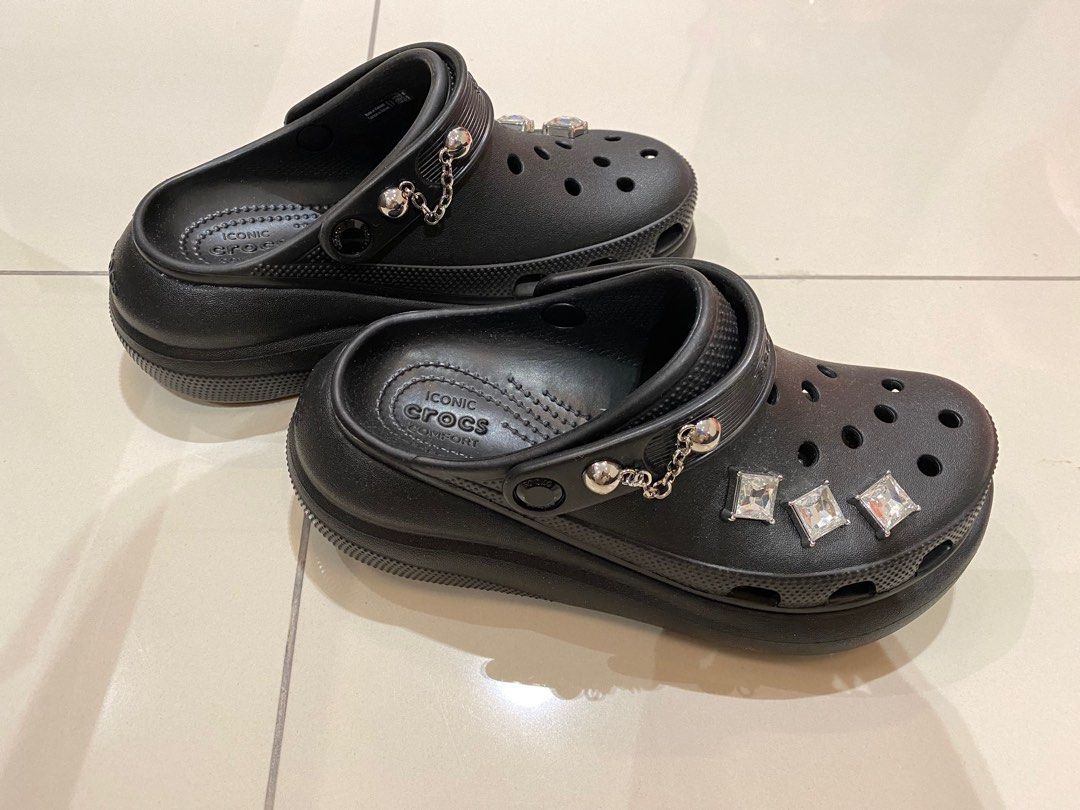 (Brand new) Crocs classic crush clog with diamond jibbitz, Women's ...