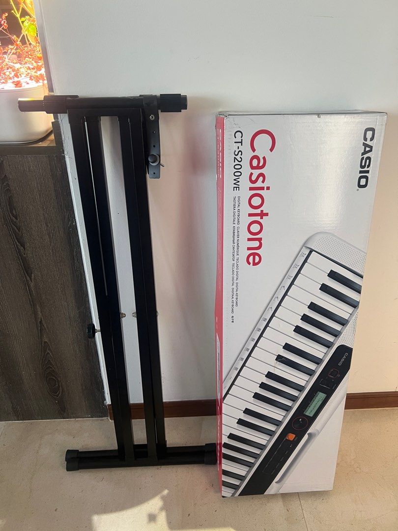 Casiotone CT-S200 keyboard, Hobbies & Toys, Music & Media, Musical ...