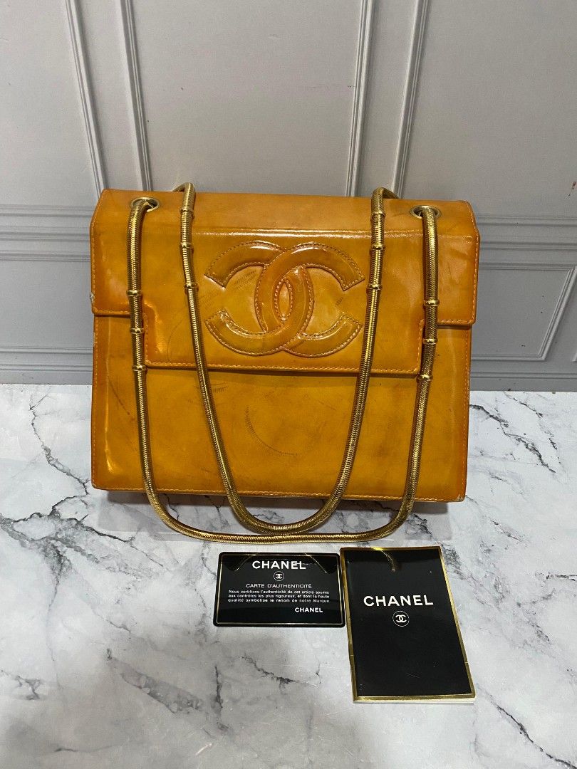 Chanel, Barang Mewah, Tas & Dompet di Carousell