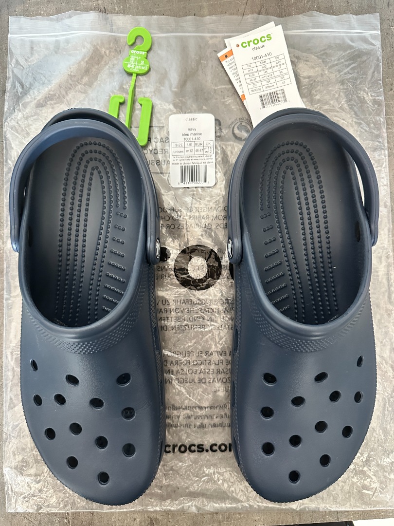 Crocs Classic Clog (Navy), Men's Fashion, Footwear, Flipflops and ...