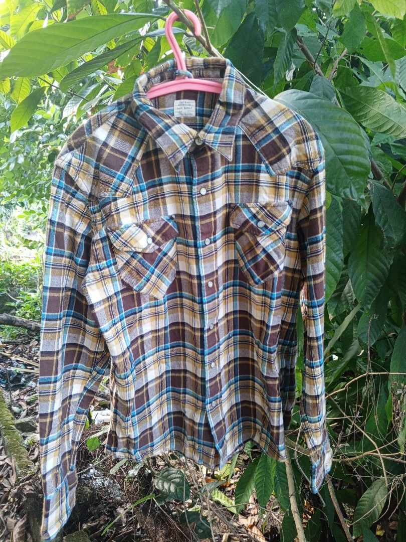 Flannel Back Number, Fesyen Pria, Pakaian , Atasan di Carousell