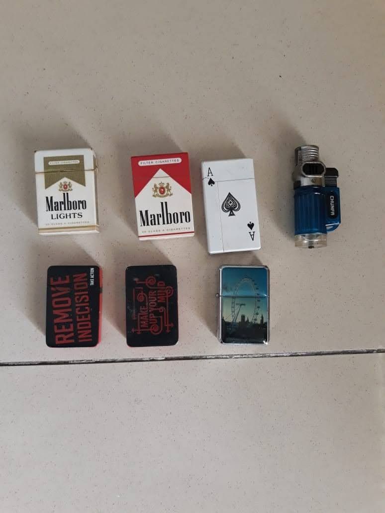 Korek api bekas koleksi antik vintage. Silakan nawar. Dijual cepat ...