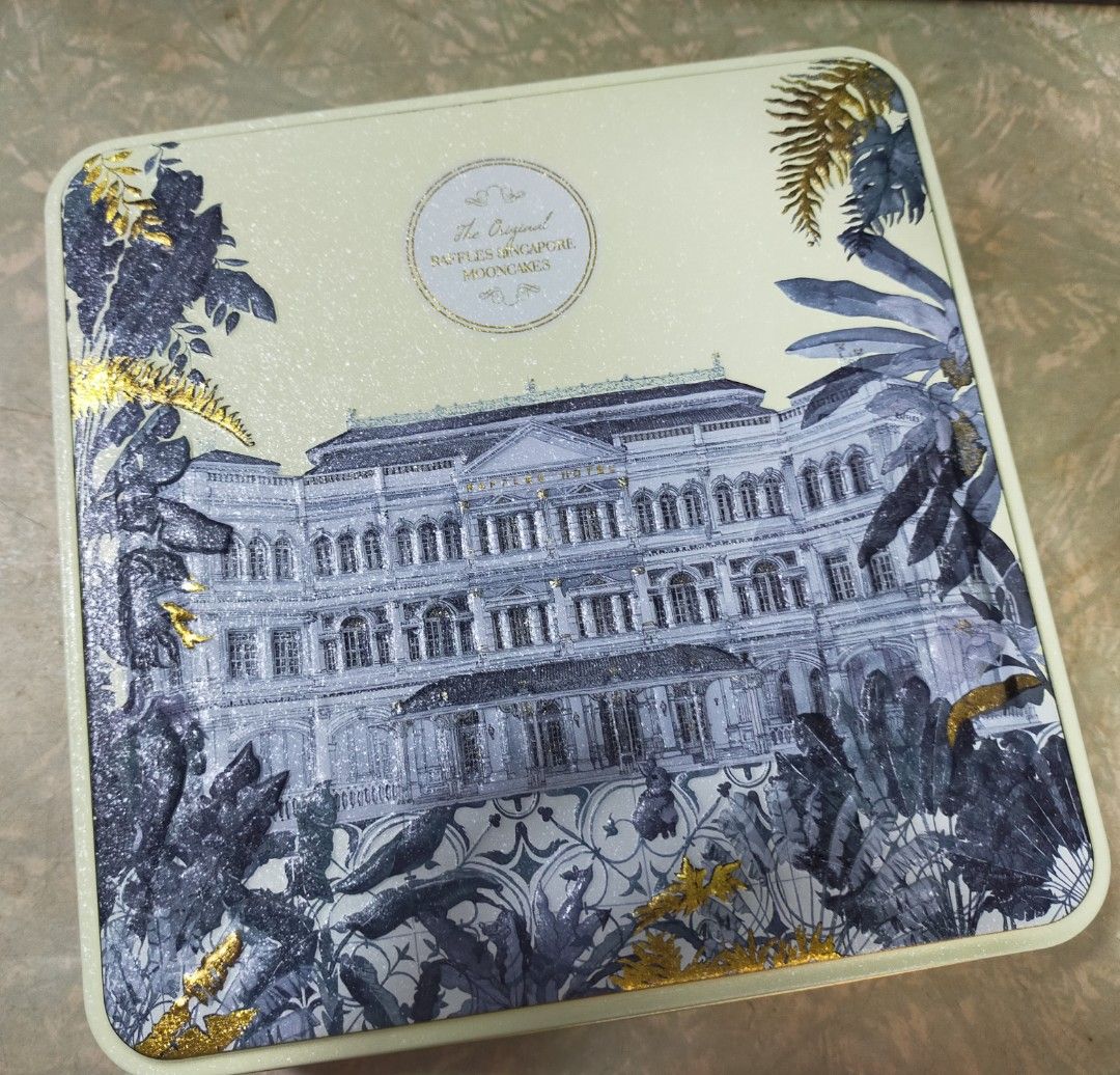 Raffles Hotel Mooncake Box, Hobbies & Toys, Memorabilia & Collectibles ...