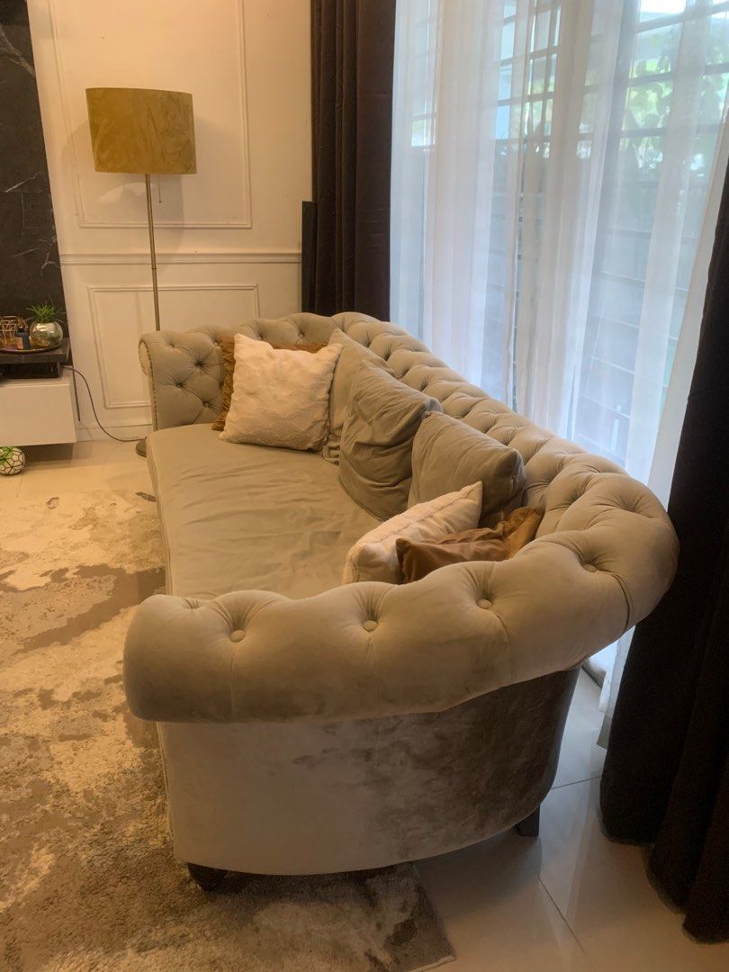 Ssf 3 seater chesterfield sofa, Furniture & Home Living, Furniture ...