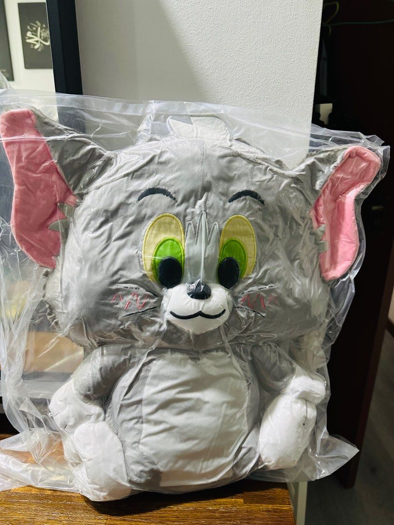 Tom and Jerry Tom Plush Toy, Hobbies & Toys, Toys & Games on Carousell