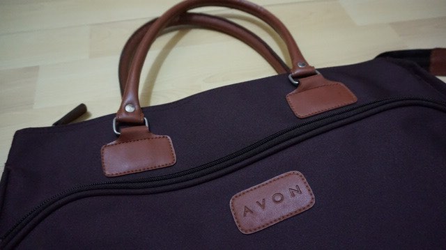 Bag Avon, Women's Fashion, Bags & Wallets, Shoulder Bags on Carousell