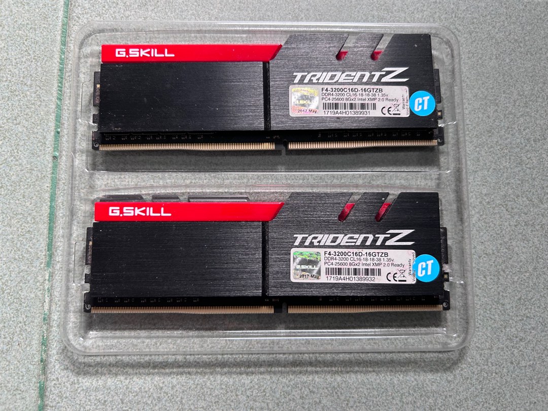 ddr4 8g x 2 locla set with lifetime warranty with receipt, Computers & Tech, Desktops on Carousell