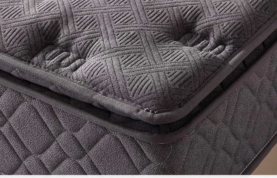 De Rucci King size natural latex mattress, 1.8m x 2m, Furniture & Home ...