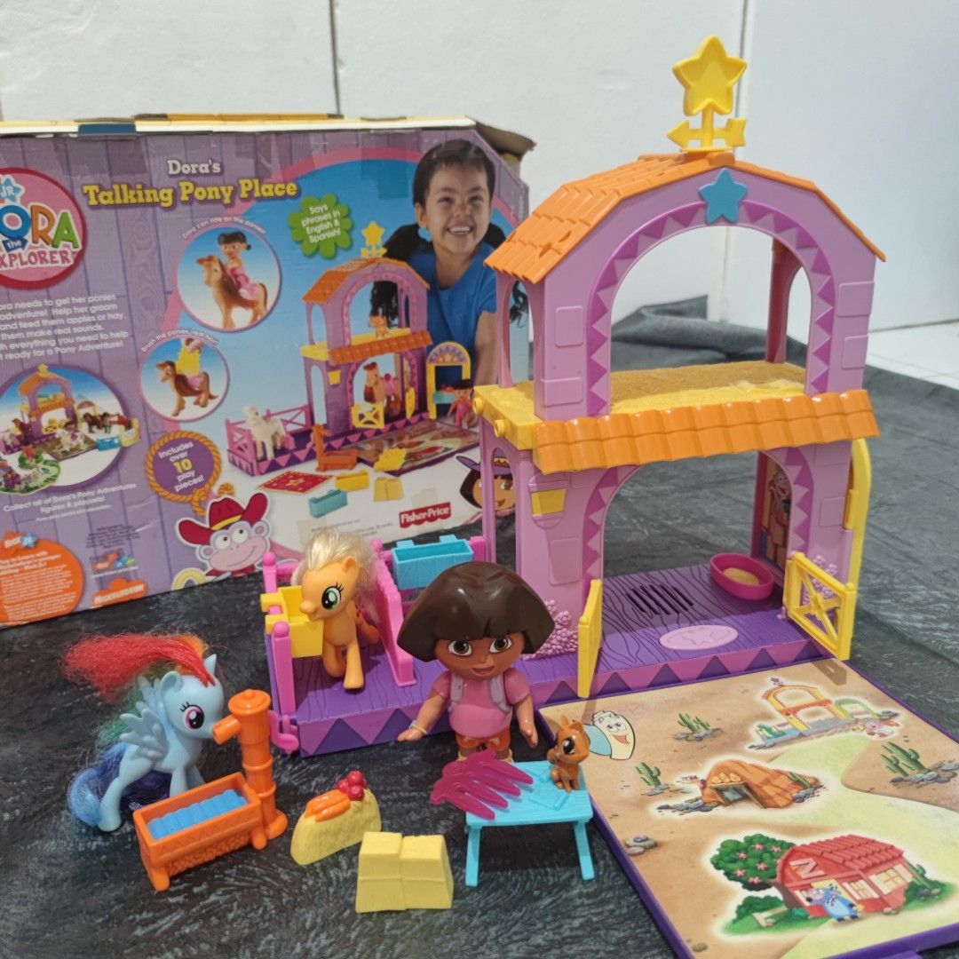 Diorama dora kandang pony, Toys & Collectibles, Mainan di Carousell