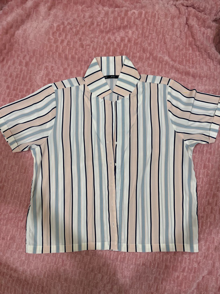 Forme Top (Button-Down), Women's Fashion, Tops, Blouses on Carousell