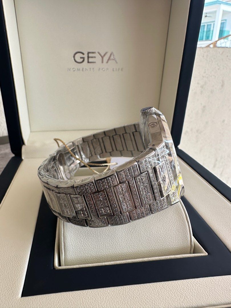 Geya nautilus chronograph auto watch, Men's Fashion, Watches ...