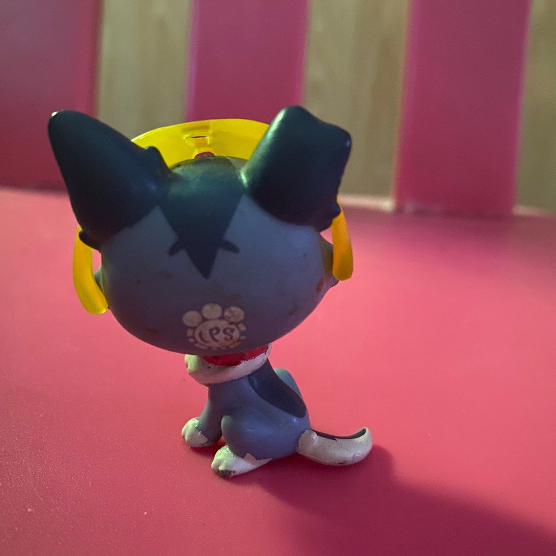 LPS German Shepherd with shades, Hobbies & Toys, Toys & Games on Carousell