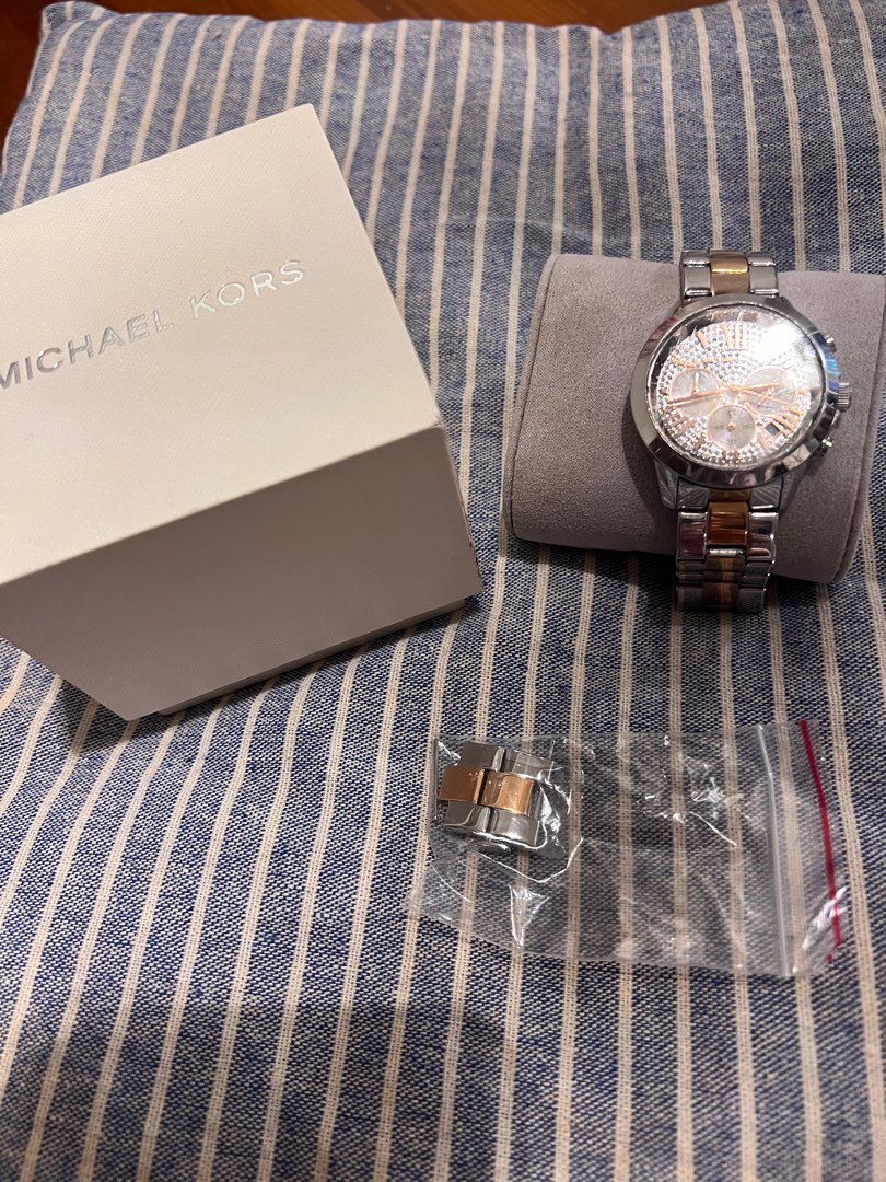 Michael Kors [MK6570]三眼腕錶, 她的時尚, 手錶及配件, 手錶在旋轉拍賣