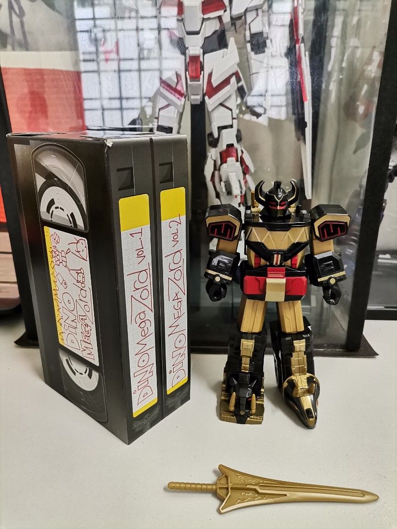 Power Rangers Retro VHS Mighty Morphin Black Dino Megazord, Hobbies ...