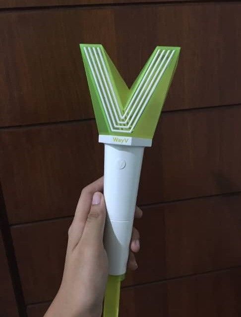 wayV Lightstick, Hobbies & Toys, Collectibles & Memorabilia, Fan ...