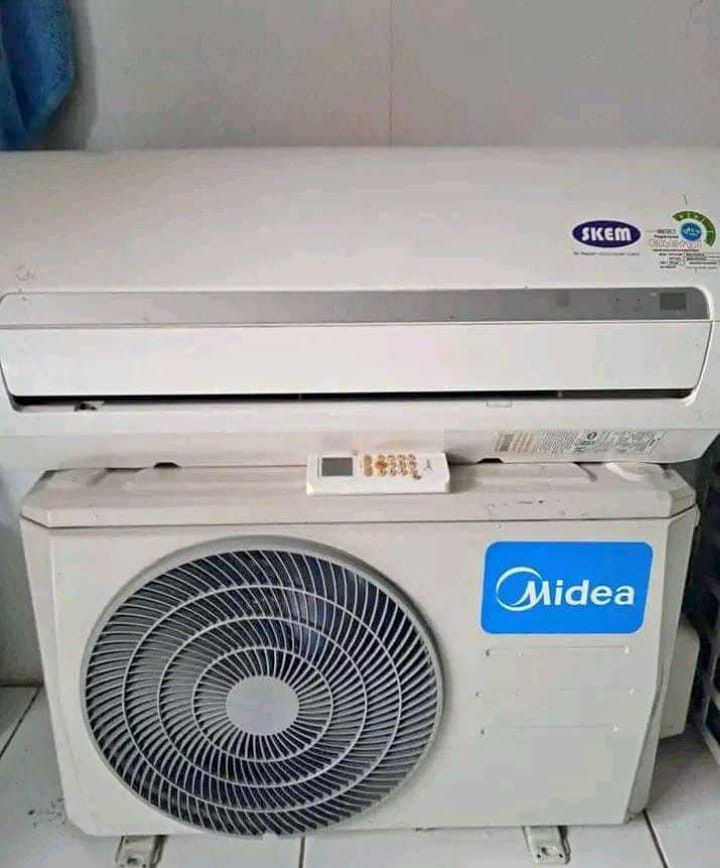 AC Midea 1/2 Pk Include Pasang, Elektronik, Lainnya di Carousell