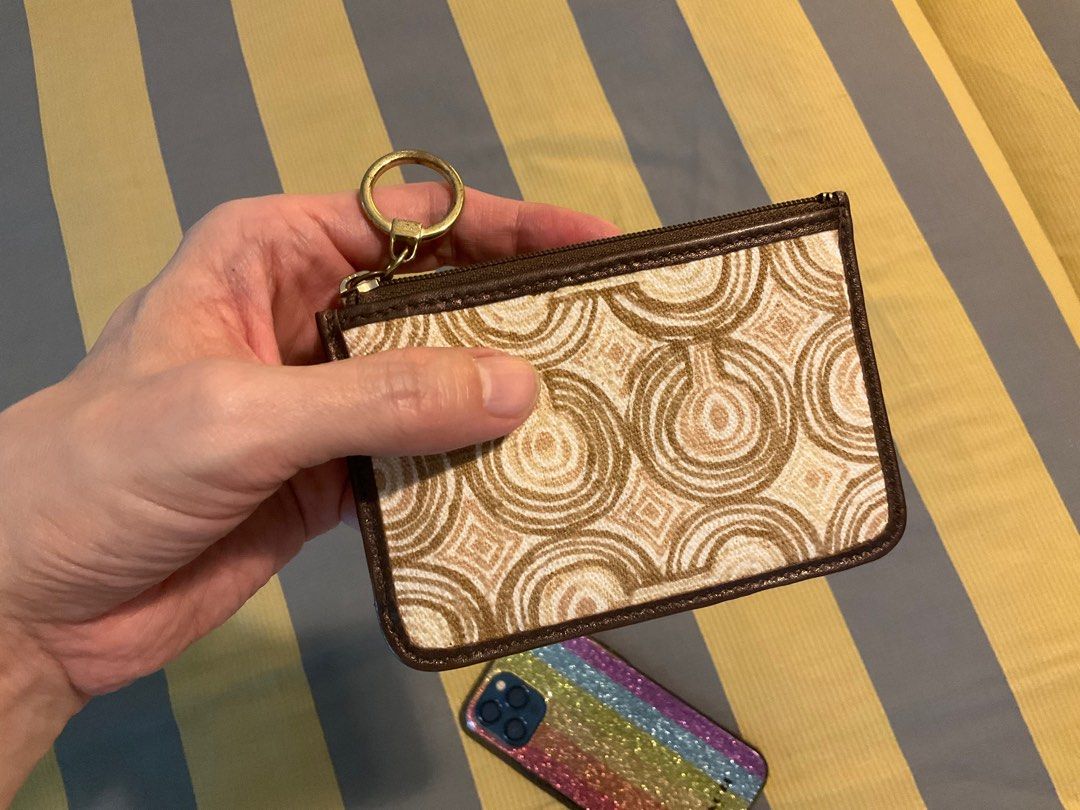 Preowned Vintage Like New Condition Coach Audrey OP ART Signature Card ...