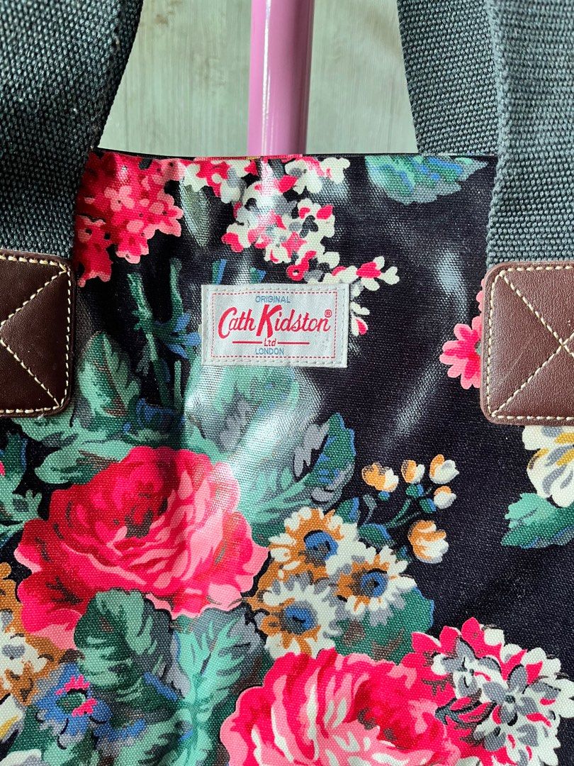Cath kidston, Women's Fashion, Bags & Wallets, Shoulder Bags on Carousell