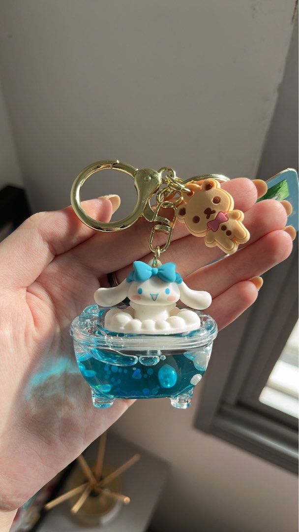 cinnamoroll water shaker keychain, Hobbies & Toys, Toys & Games on ...