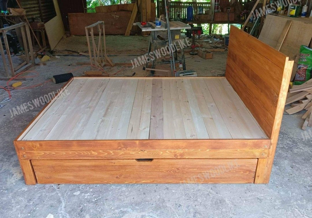 COLLAPSIBLE BED WITH PULL OUT BED, Furniture & Home Living, Furniture ...