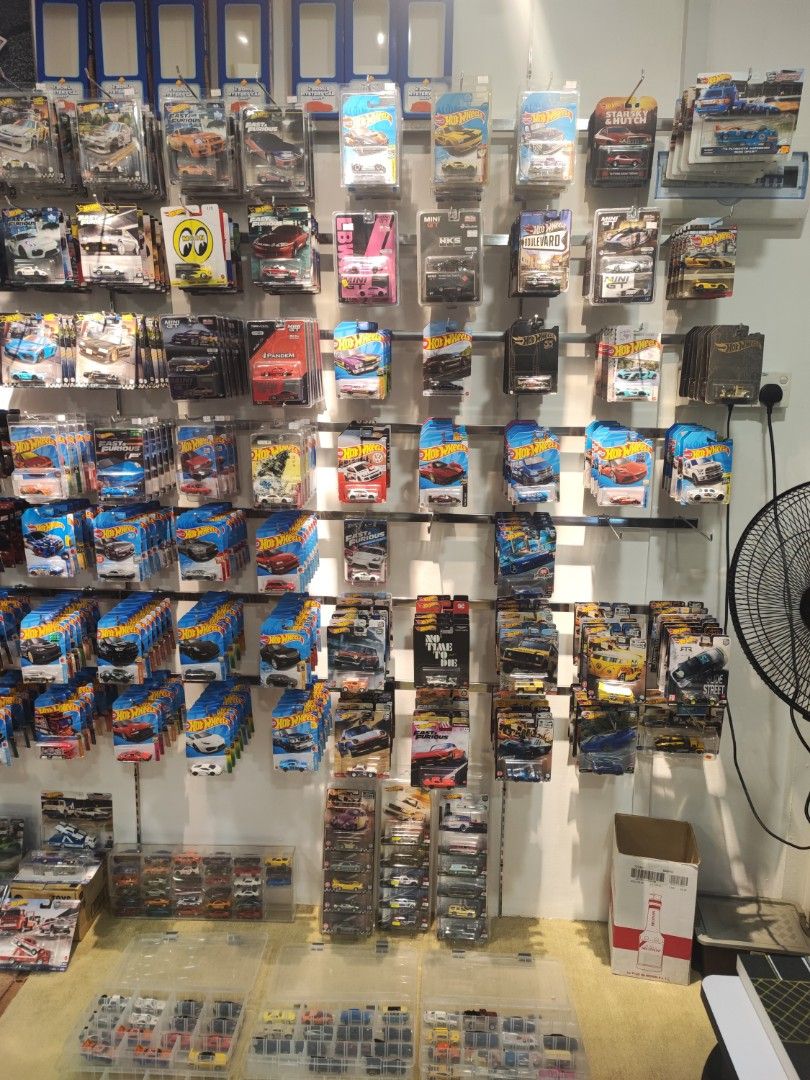 Diecast store kuala terengganu hot wheels mini gt inno tarmac tomica ...