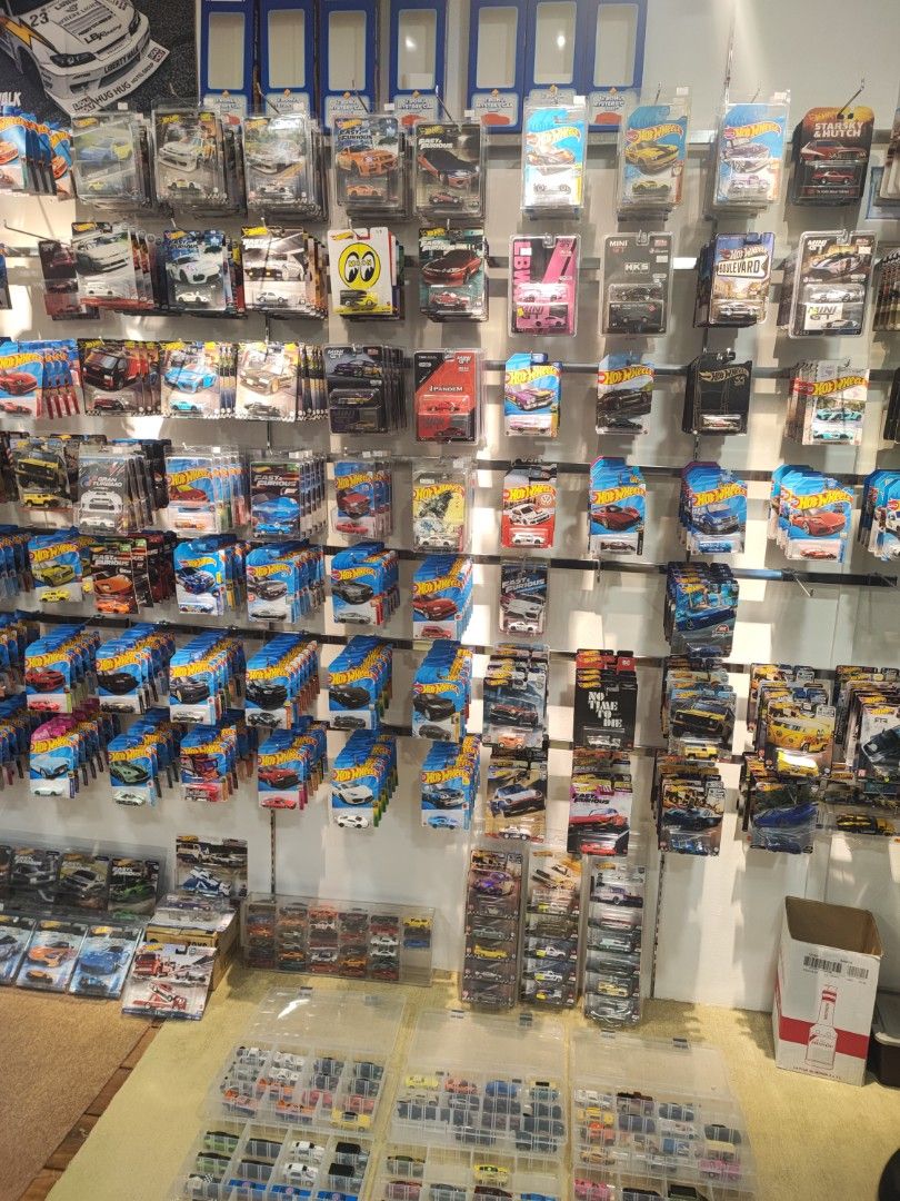 Diecast store kuala terengganu hot wheels mini gt inno tarmac tomica ...