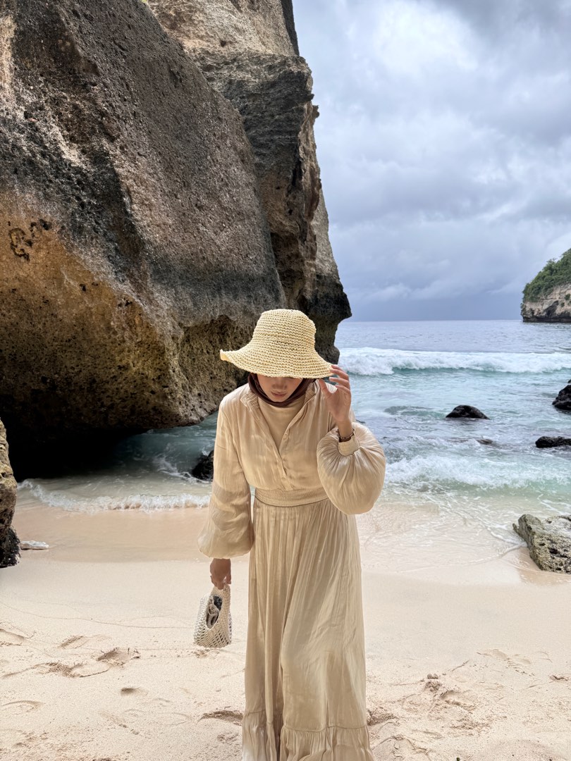 Dress leeyanarahman - vacance series, Women's Fashion, Dresses & Sets ...