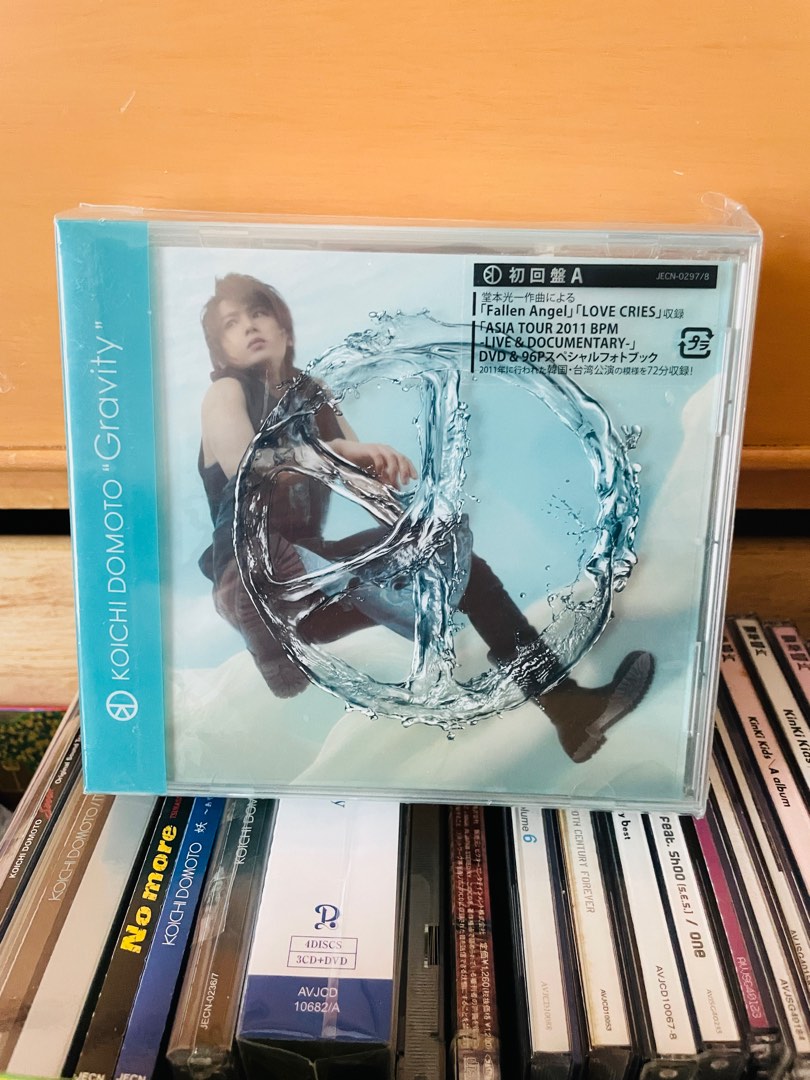 《胖胖的店》KinKi Kids 堂本光一 日版 Gravity CD+DVD專輯初回限定A(台灣韓國亞巡紀錄）, 書籍、休閒與玩具, 樂器、音樂相關, CD、DVD在旋轉拍賣