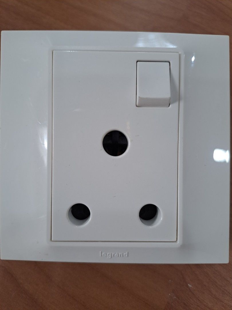 Legrand Oven power socket, TV & Home Appliances, Electrical, Adaptors ...