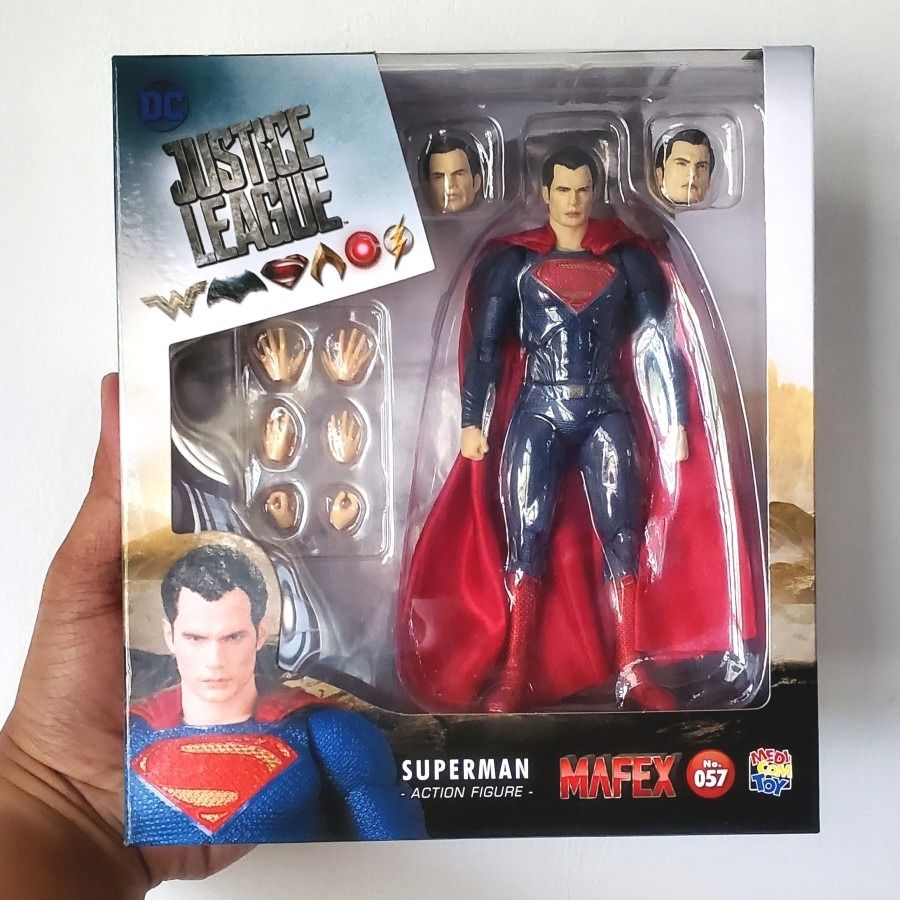 Mafex Superman Justice League Reguler Suit Original, Toys ...