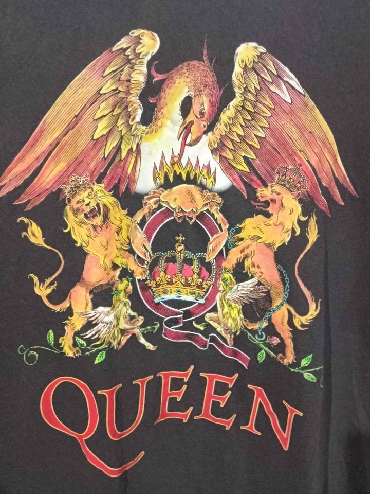 Authentic Queen Merch Band Shirt Murang Shirts, Men's Fashion, Tops ...