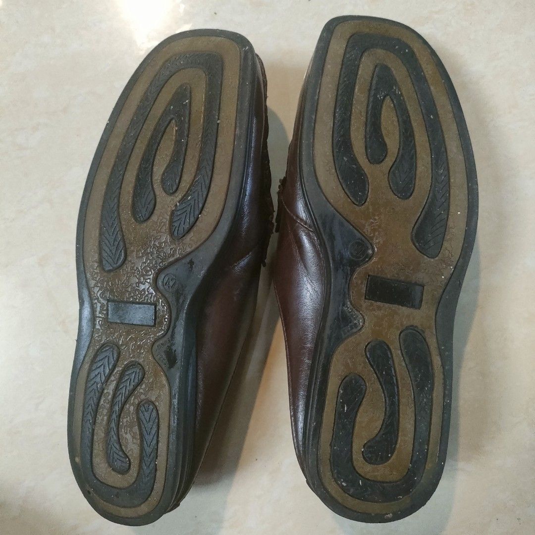 Sepatu kulit coklat pria, Fesyen Pria, Sepatu , Sepatu Formal di Carousell